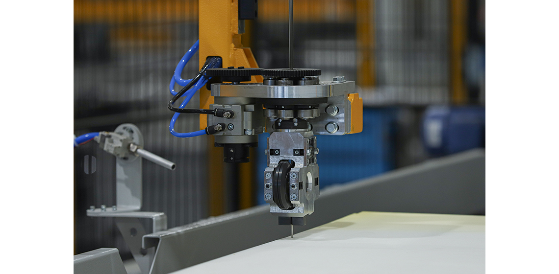 DXV-TRIM | Automatic Vertical Mattress Trimming Machine