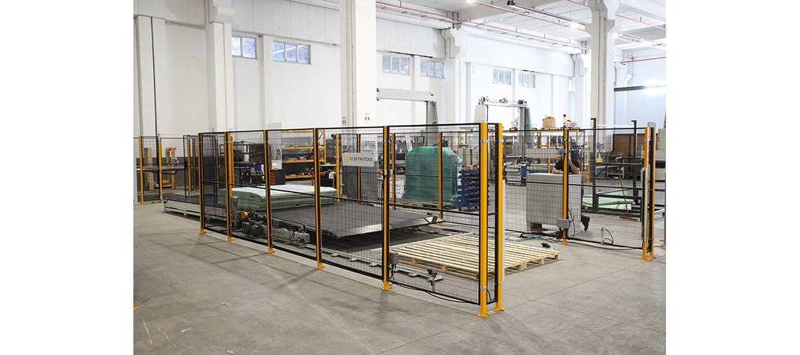 QST-200 | Automatic Foam Pallet Stacker